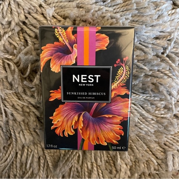 NEST Fragrances | Bath & Body | Nest Sunkissed Hibiscus | Poshmark